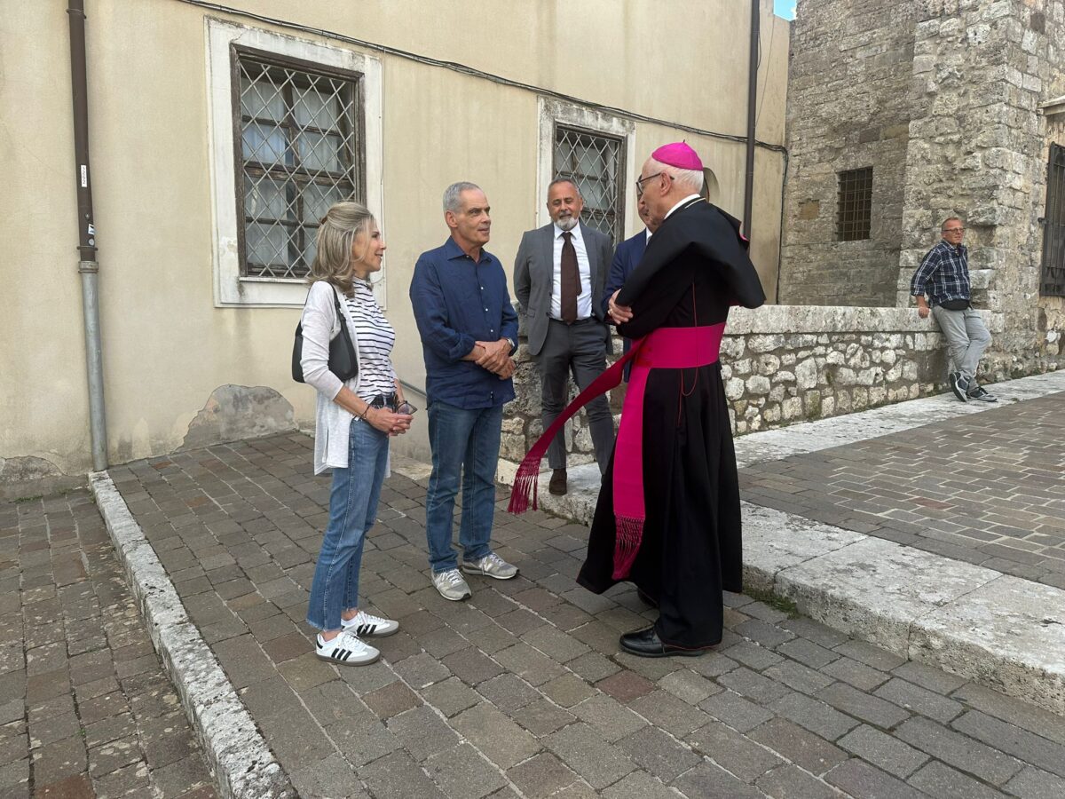 L'ambasciatore di Israele in Italia Jonathan Peled visita Anagni e ...
